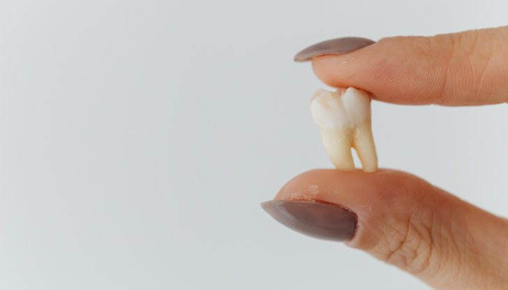 A Look at Why Losing a Tooth in Your 30s Doesn't Mean You're Old - Bomb ...